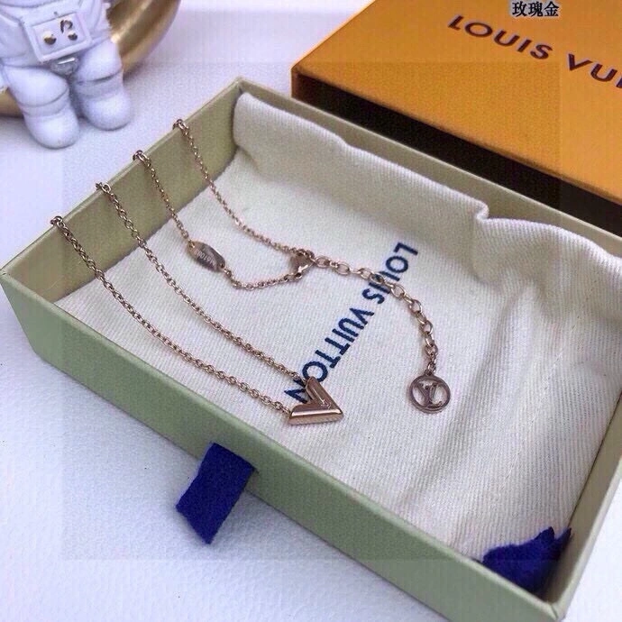 Louis Vuitton Necklaces