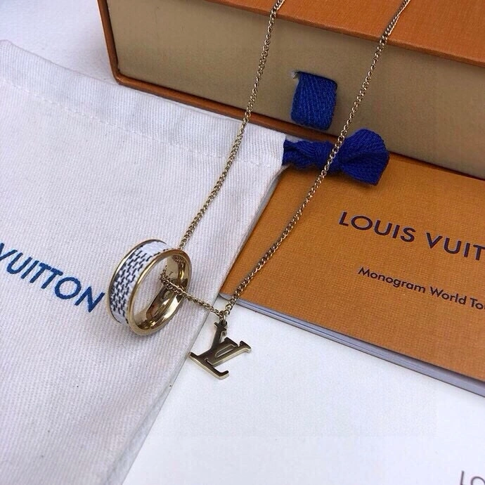Top mirror Louis Vuitton Necklaces