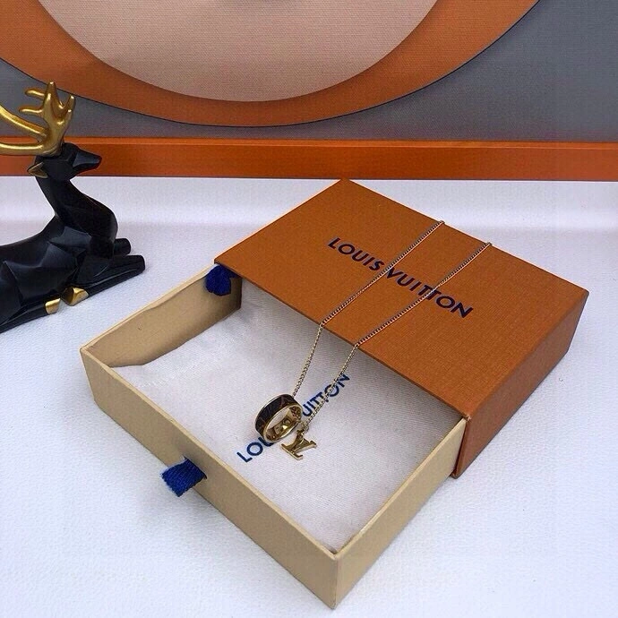 Perfect replica Louis Vuitton Necklaces