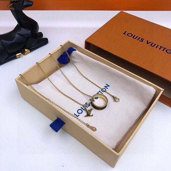 Perfect replica Louis Vuitton Necklaces