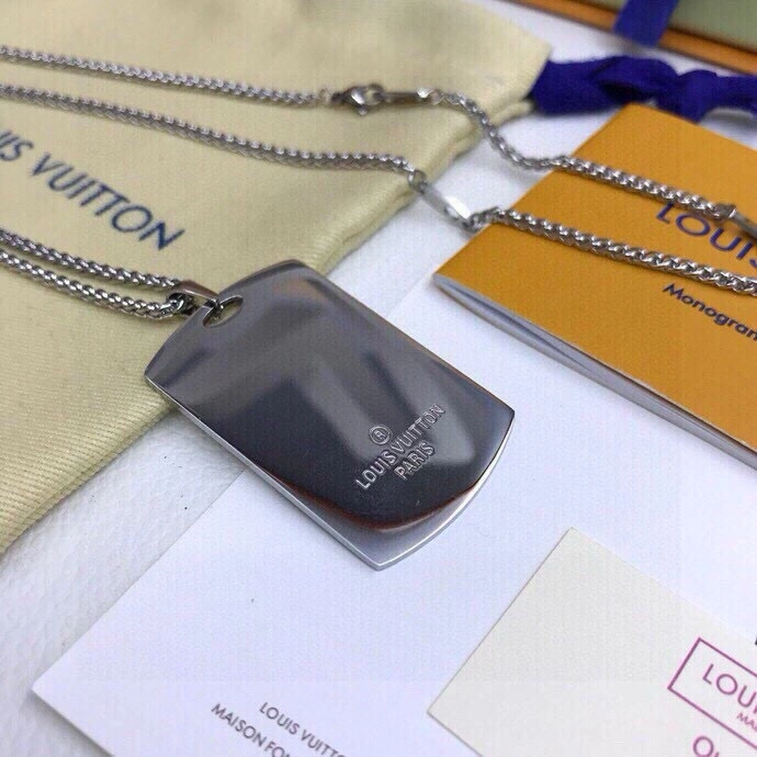 Legit Louis Vuitton Necklaces