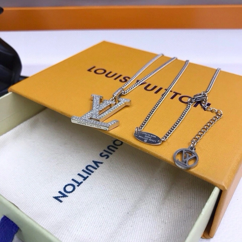 Mirror quality Louis Vuitton Necklaces