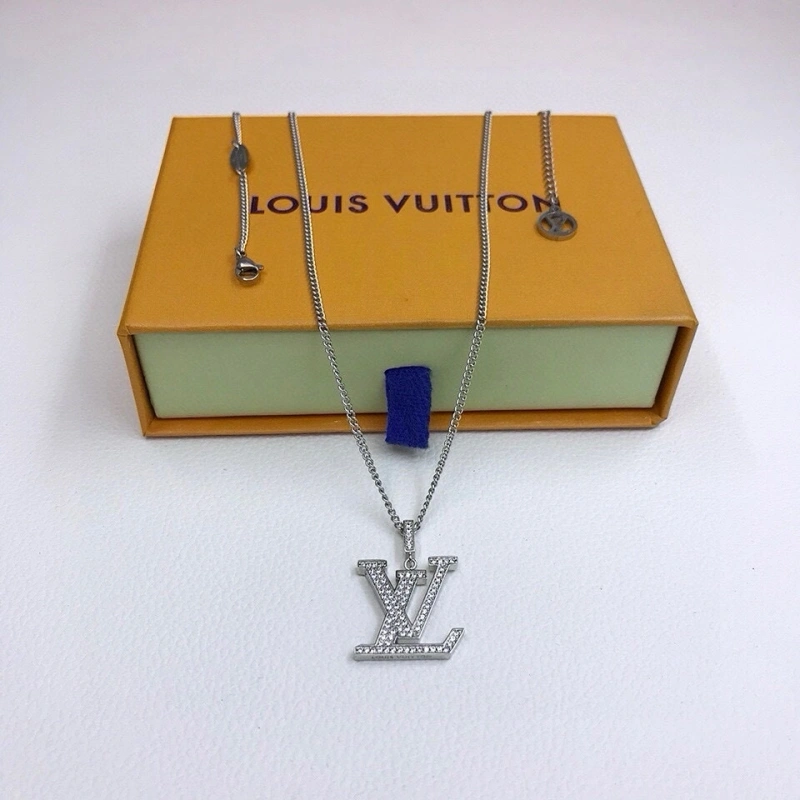 Mirror quality Louis Vuitton Necklaces