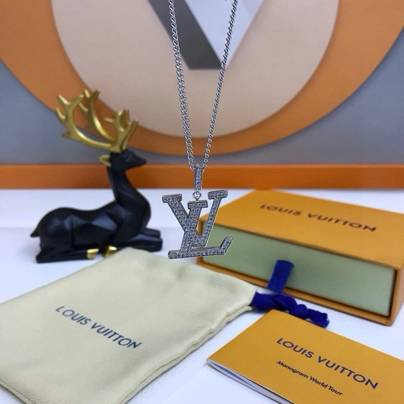 Mirror quality Louis Vuitton Necklaces
