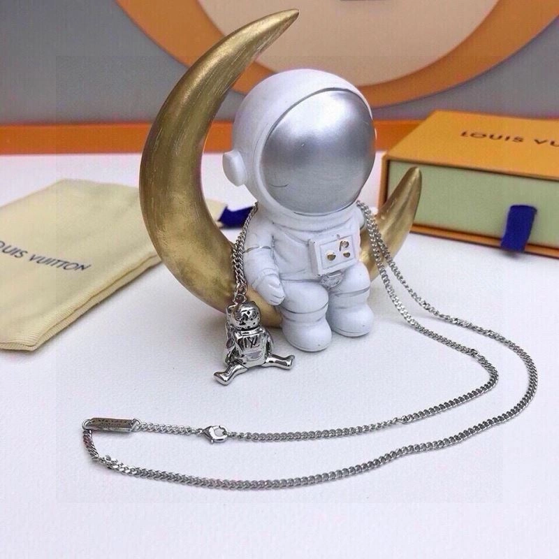 Louis Vuitton Necklaces