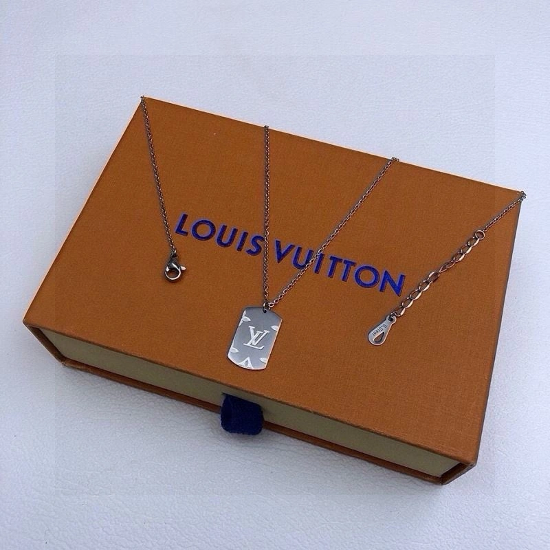 Reasonably priced Louis Vuitton Necklaces