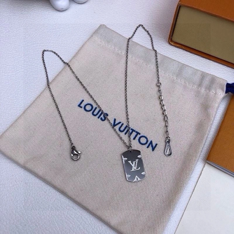 Reasonably priced Louis Vuitton Necklaces