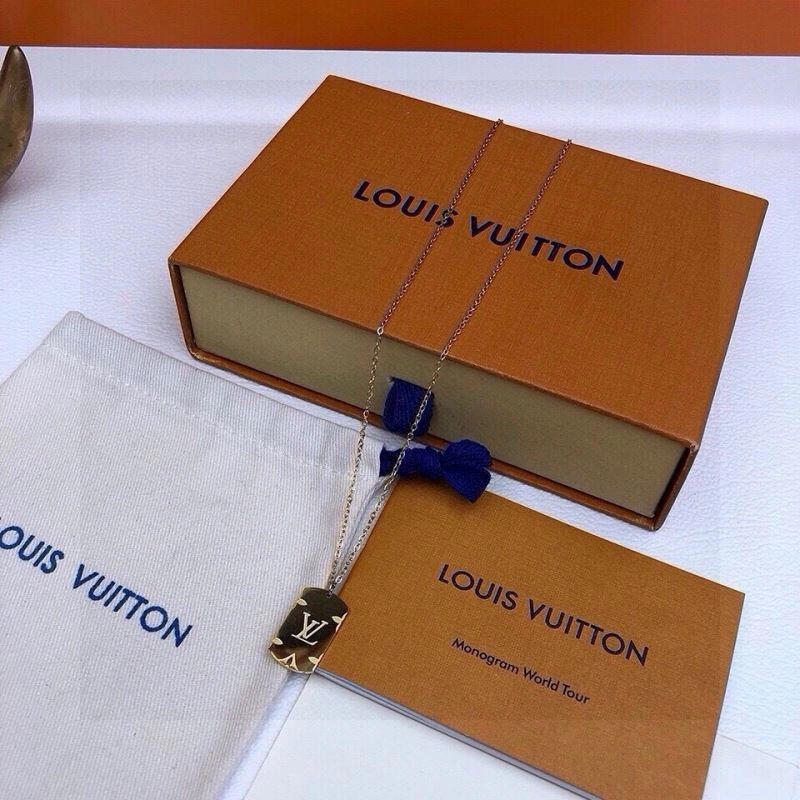 Value-priced Louis Vuitton Necklaces
