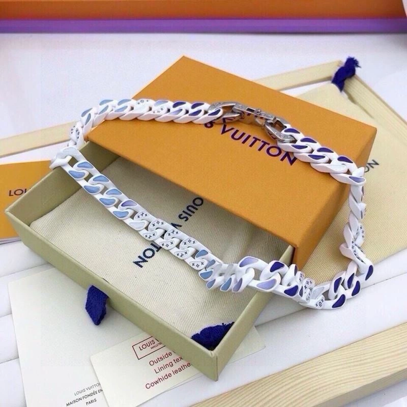 Original Louis Vuitton Necklaces
