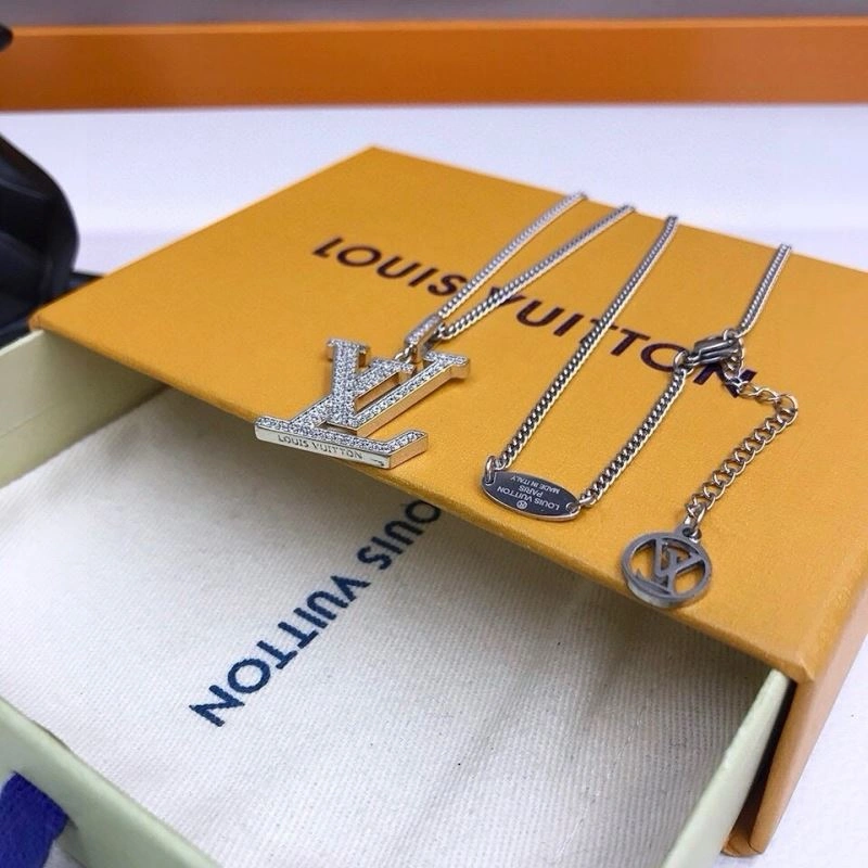 Indistinguishable Louis Vuitton Necklaces