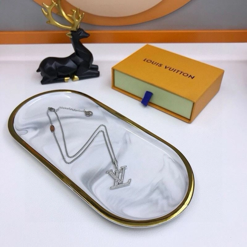 Indistinguishable Louis Vuitton Necklaces