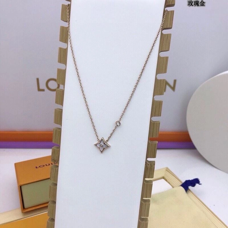 Accurate model Louis Vuitton Necklaces