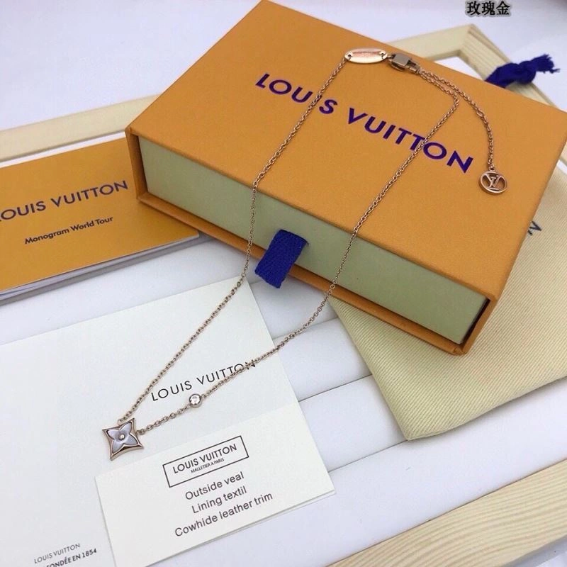 Accurate model Louis Vuitton Necklaces