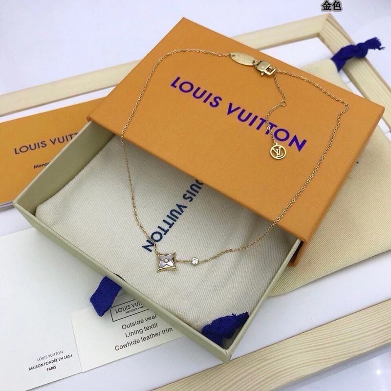 Top match Louis Vuitton Necklaces
