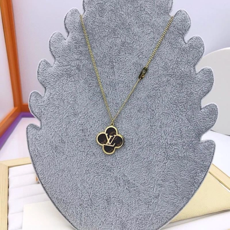 High fidelity Louis Vuitton Necklaces