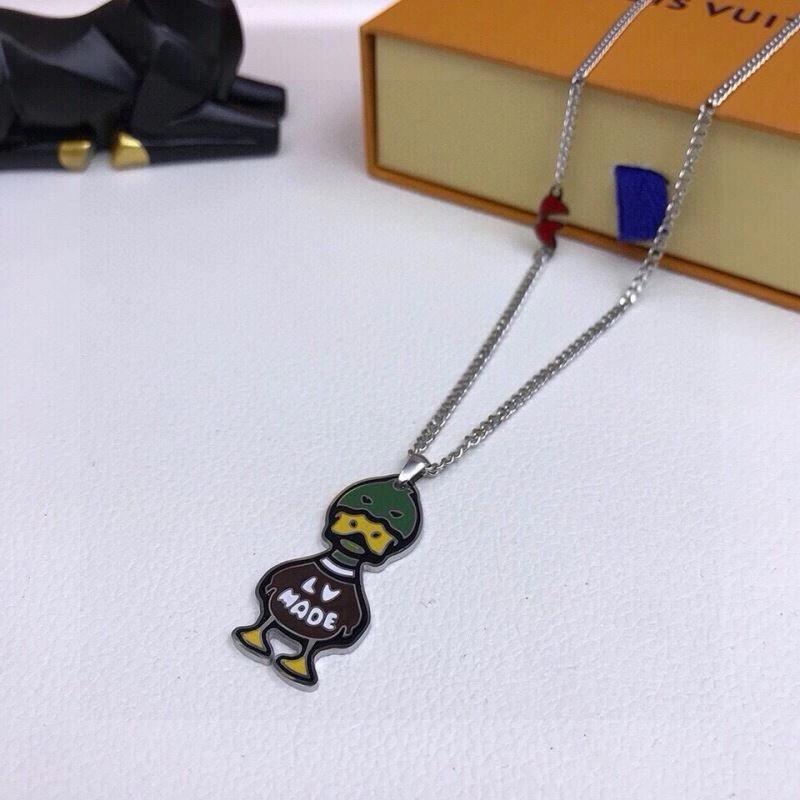 Top mirror Louis Vuitton Necklaces