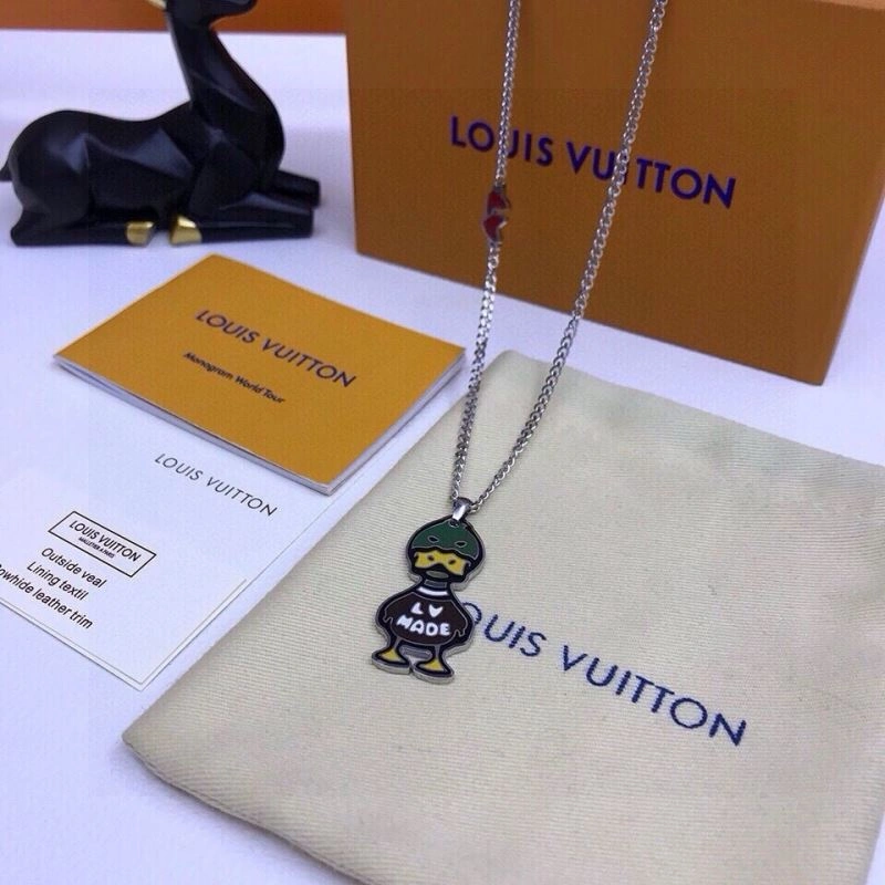 Top mirror Louis Vuitton Necklaces