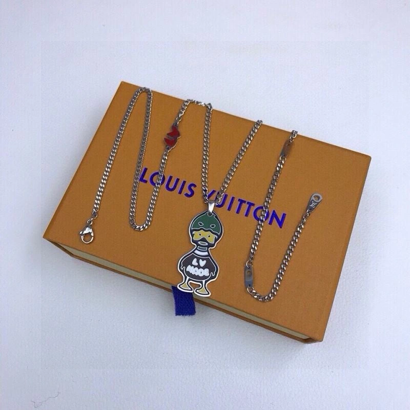 Top mirror Louis Vuitton Necklaces