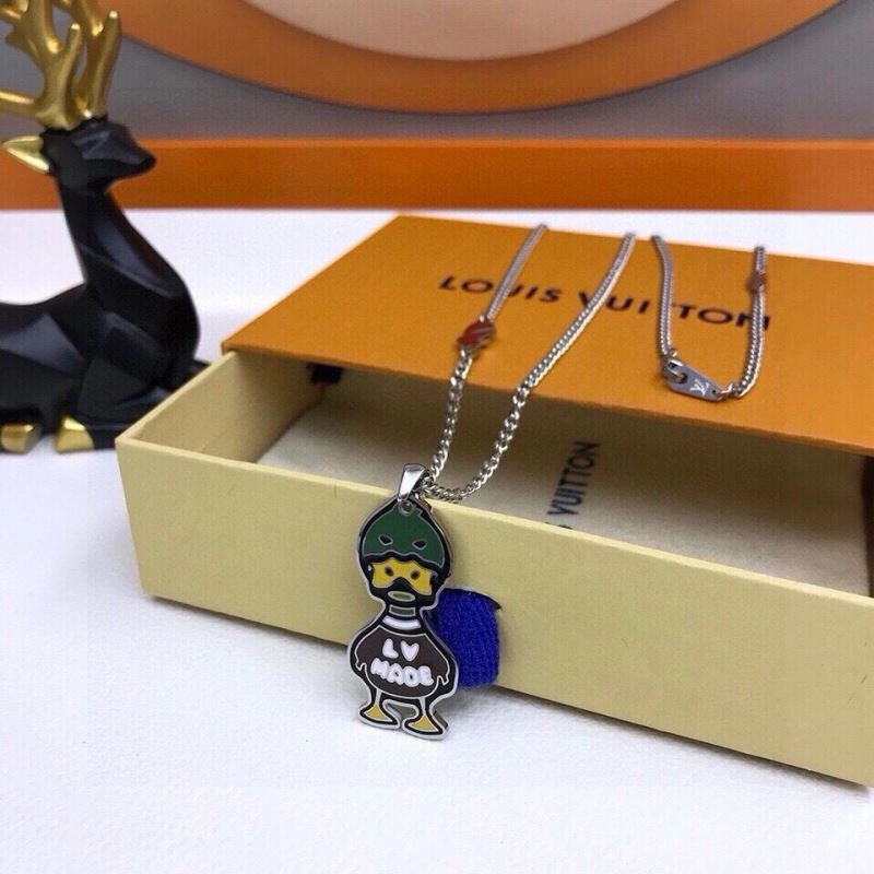 Top mirror Louis Vuitton Necklaces