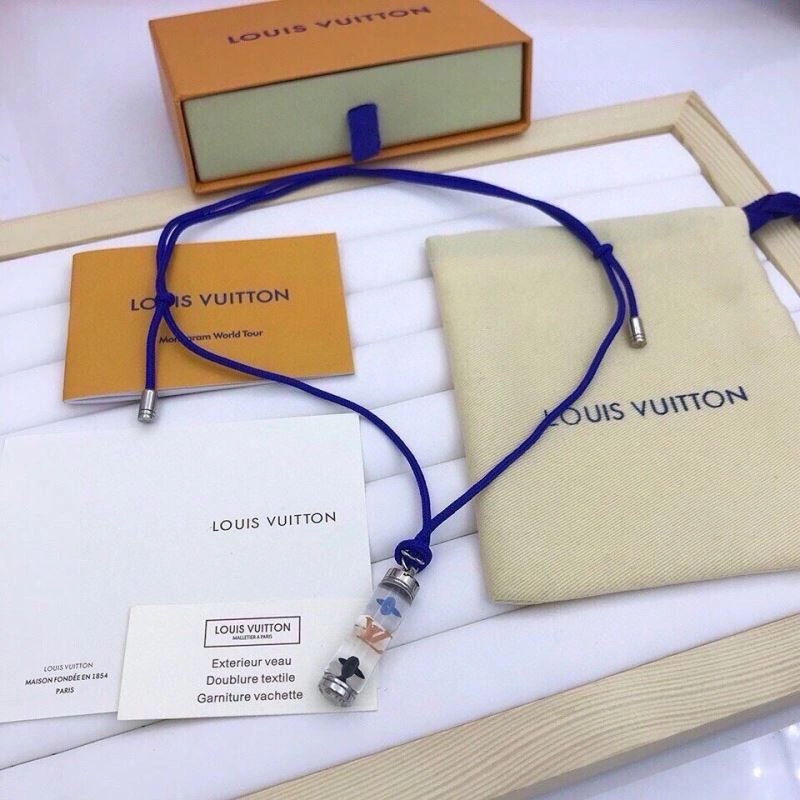 Mirror quality Louis Vuitton Necklaces
