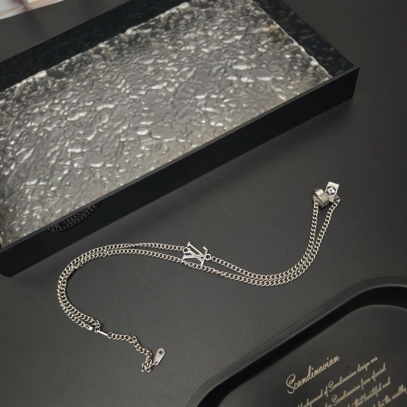 Cut-rate Louis Vuitton Necklaces