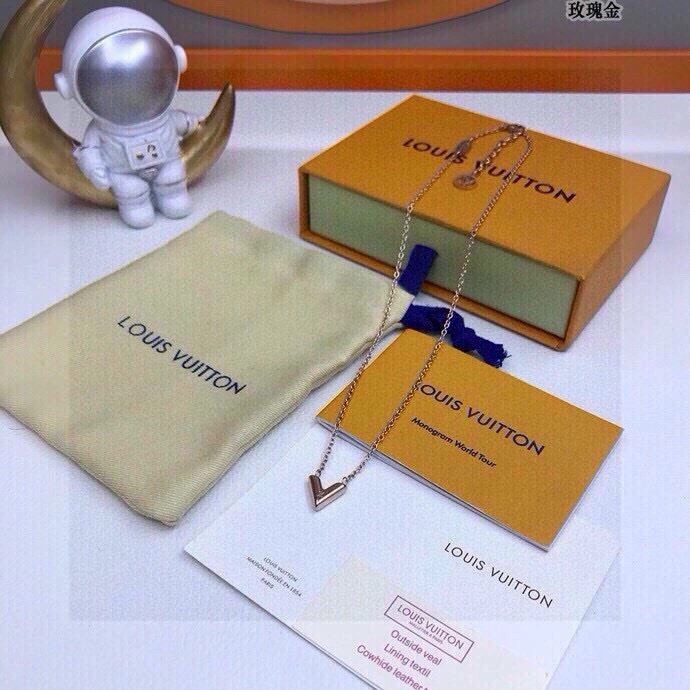 Low-cost Louis Vuitton Necklaces