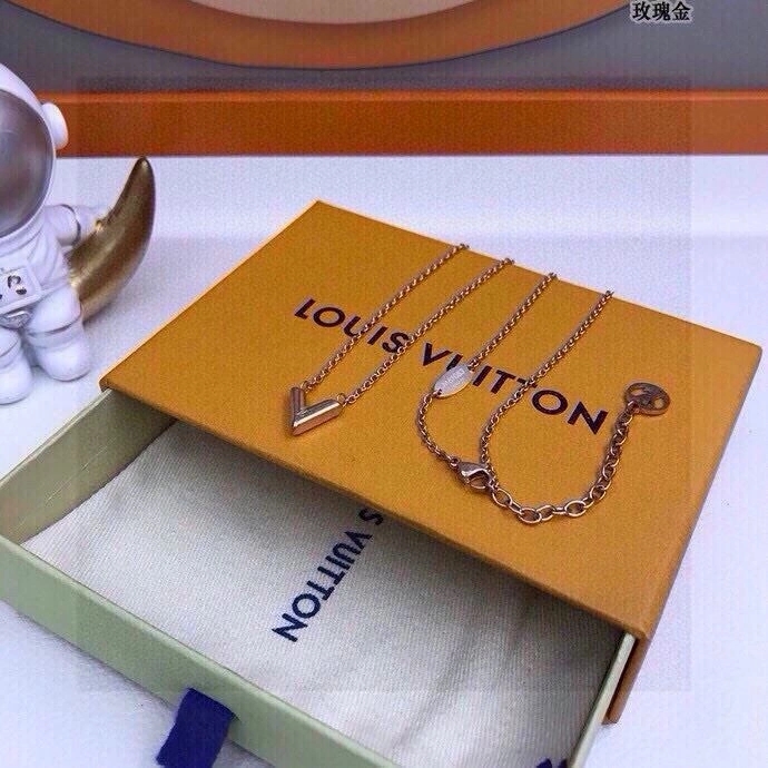 Low-cost Louis Vuitton Necklaces