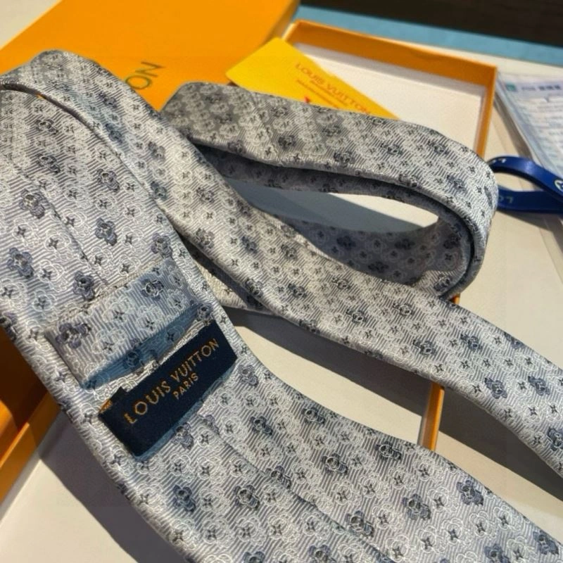 Accurate model Louis Vuitton Neckties