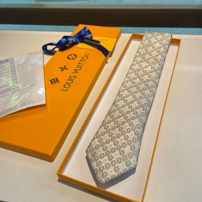 Accurate model Louis Vuitton Neckties