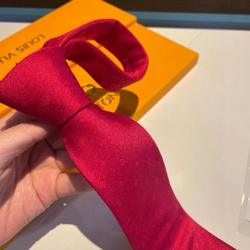 Accurate model Louis Vuitton Neckties