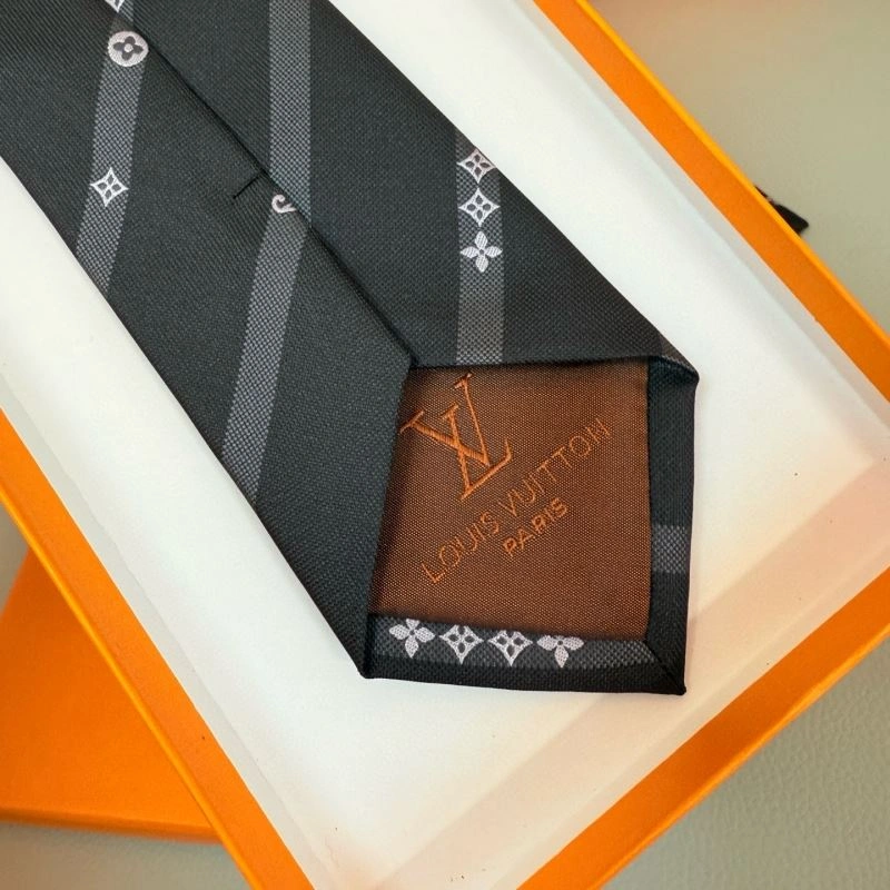 1:1 copy Louis Vuitton Neckties