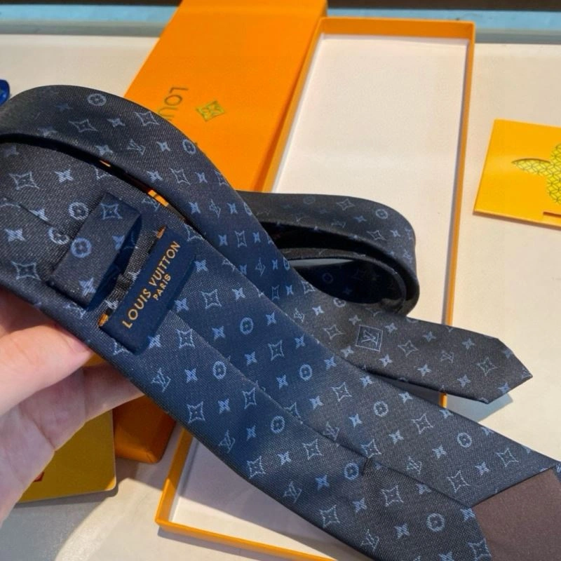 1:1 copy Louis Vuitton Neckties