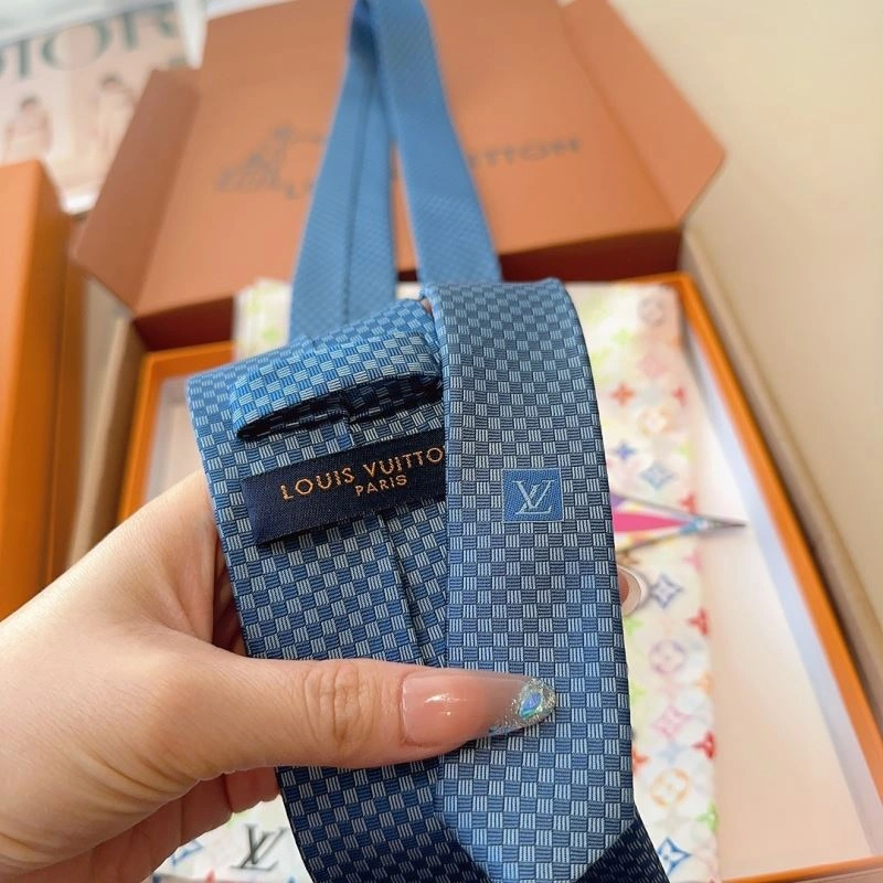 Top match Louis Vuitton Neckties