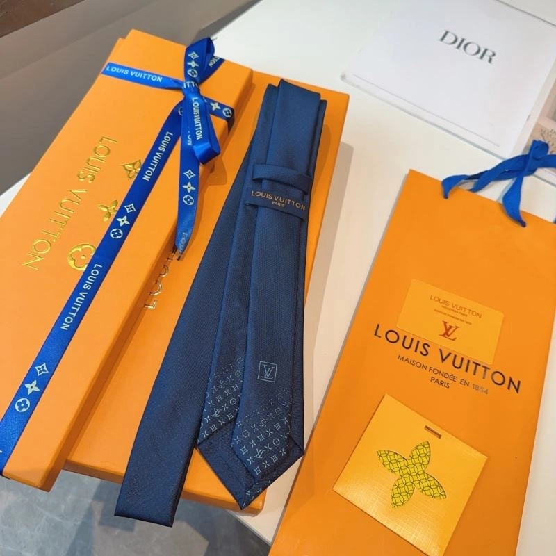 Accurate model Louis Vuitton Neckties