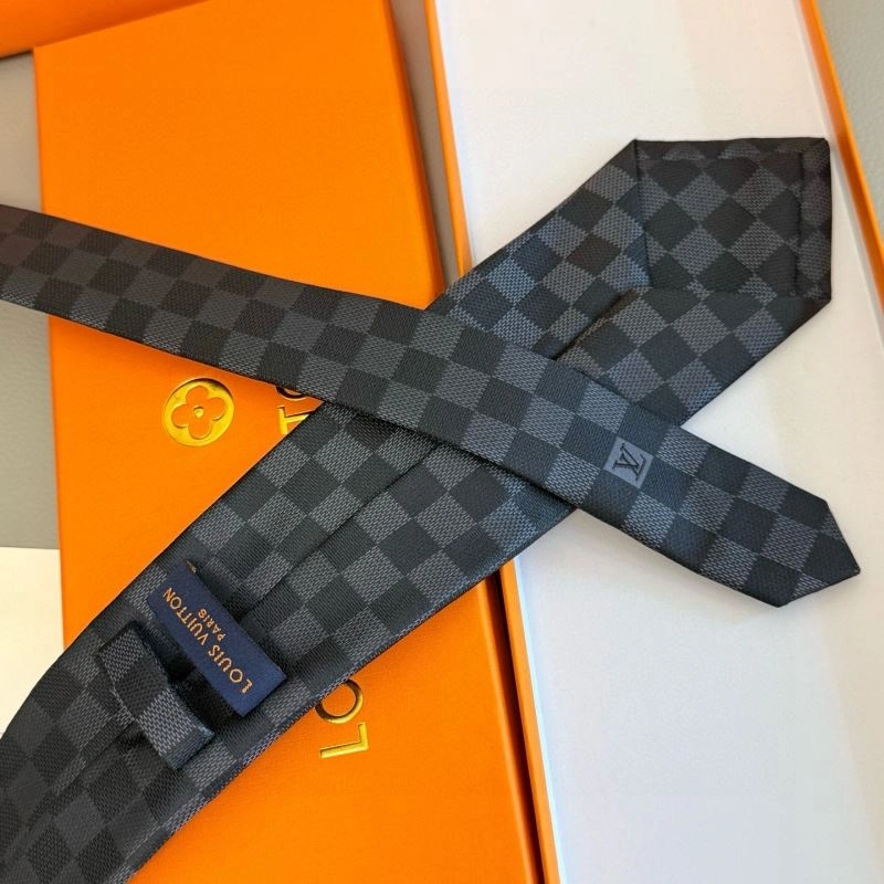 Accurate model Louis Vuitton Neckties