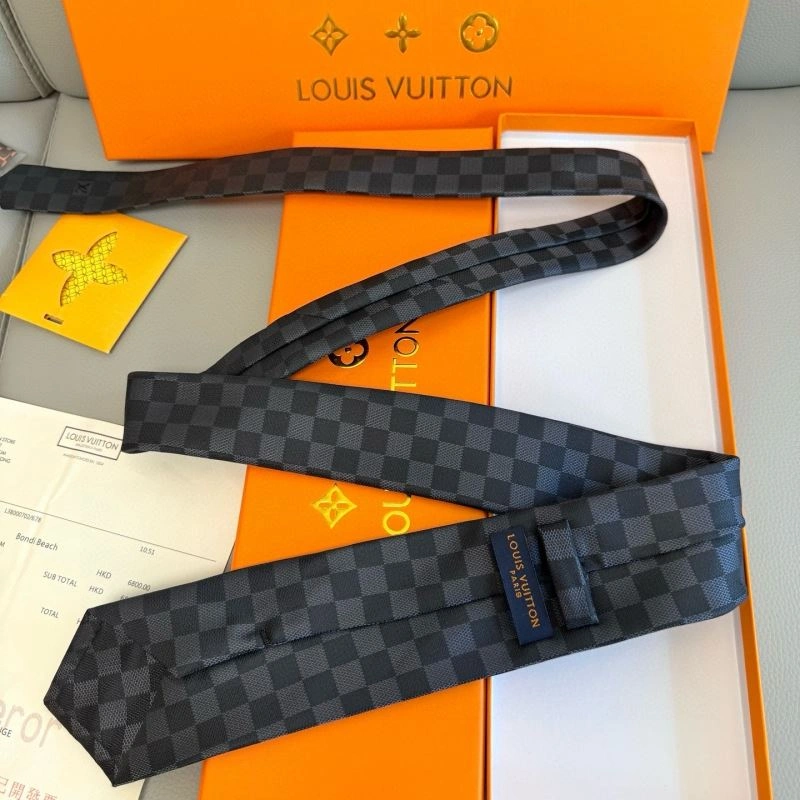 Accurate model Louis Vuitton Neckties