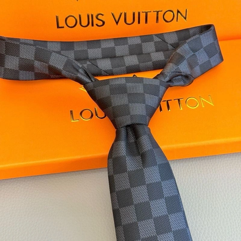 Accurate model Louis Vuitton Neckties