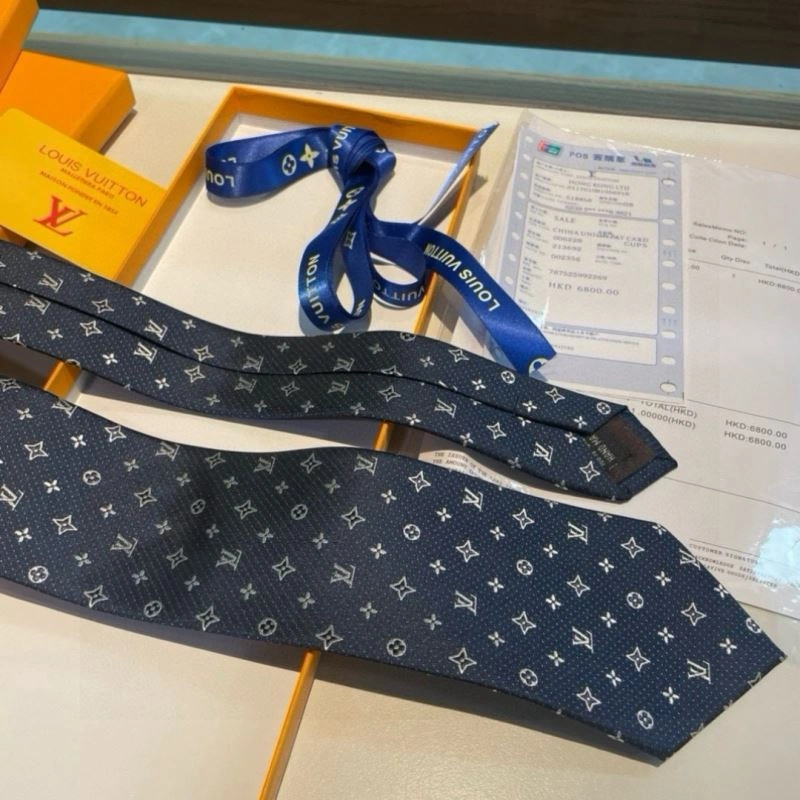 Mirror quality Louis Vuitton Neckties