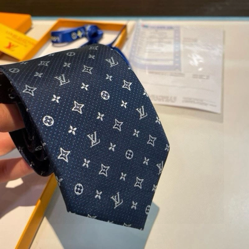 Mirror quality Louis Vuitton Neckties