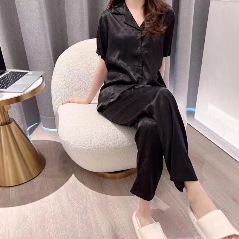 Reasonably priced Louis Vuitton Nightwear