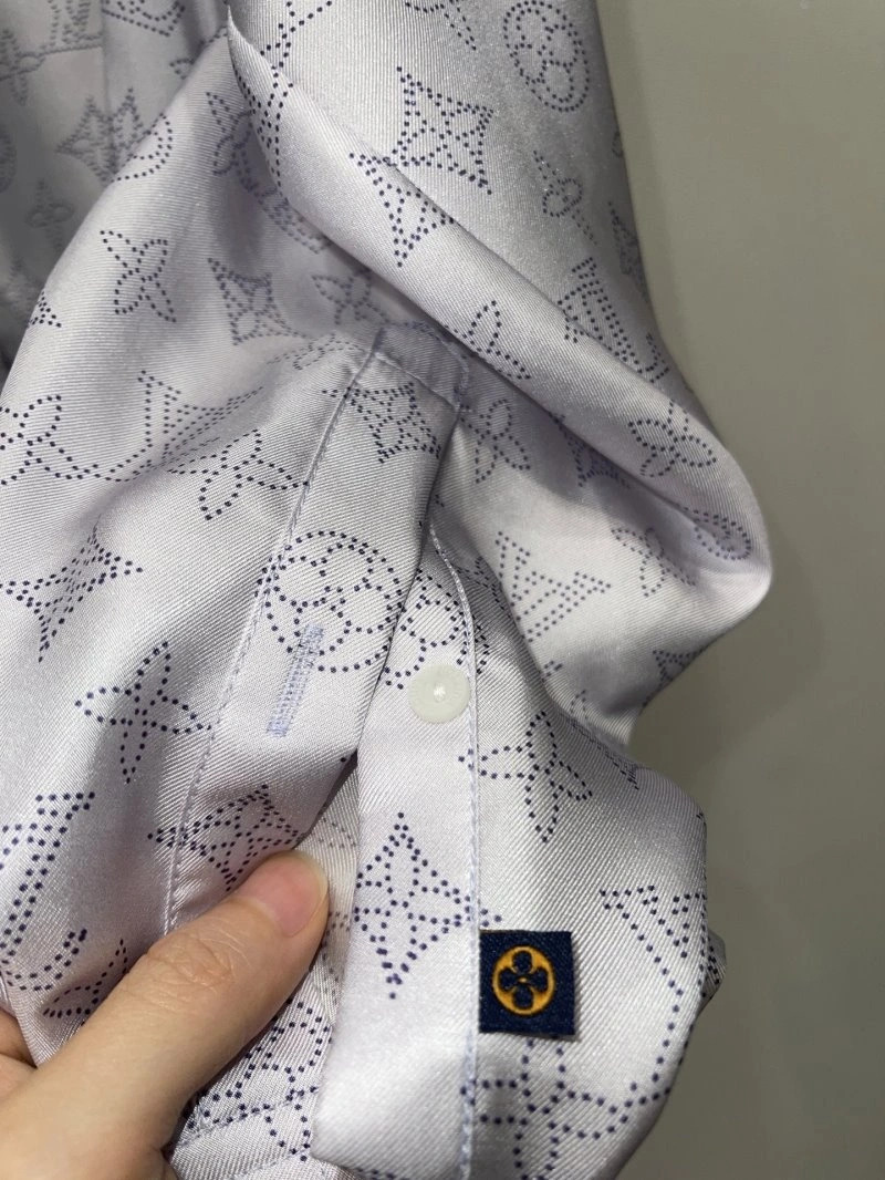 Exact replica Louis Vuitton Nightwear