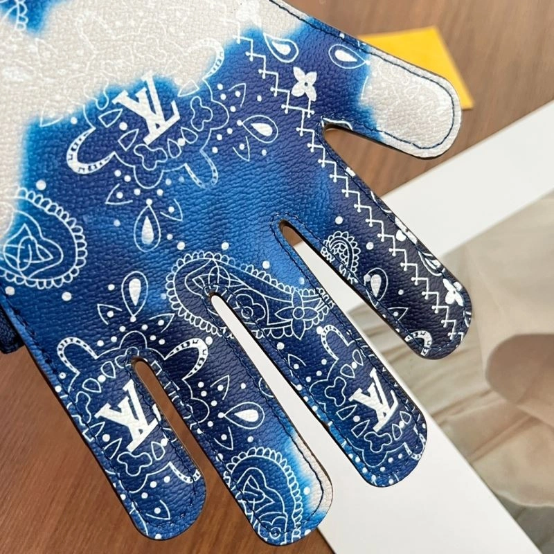 Cut-rate Louis Vuitton Ornaments