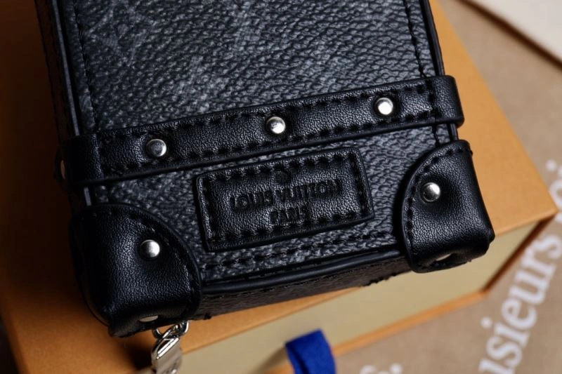 Value-priced Louis Vuitton Ornaments