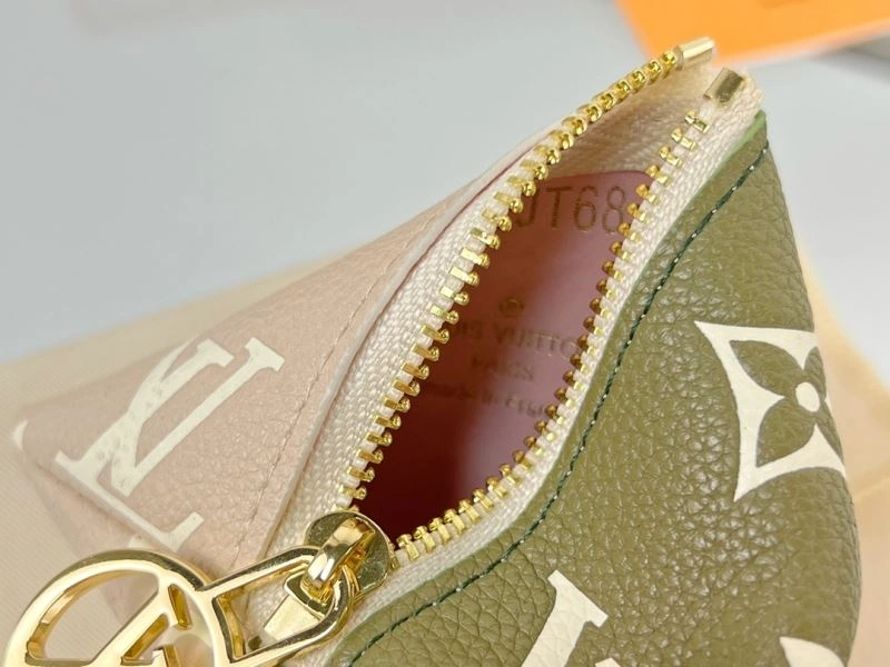 Official Louis Vuitton Ornaments