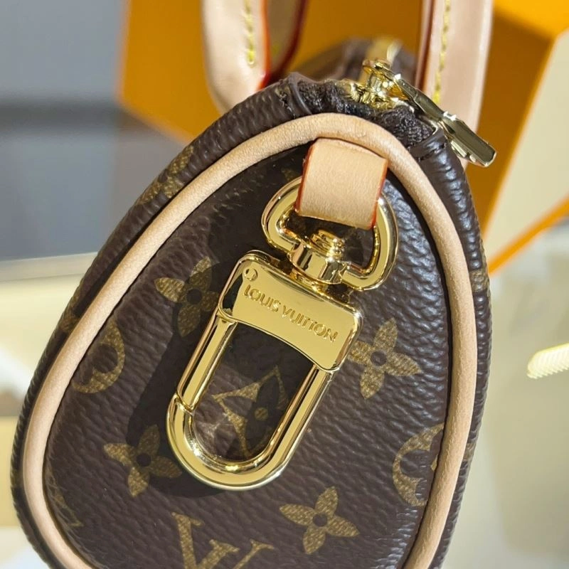 Bargain Louis Vuitton Ornaments