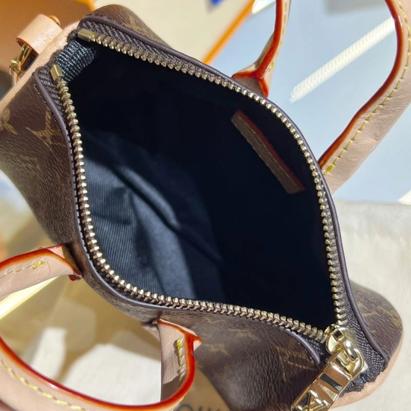 Bargain Louis Vuitton Ornaments