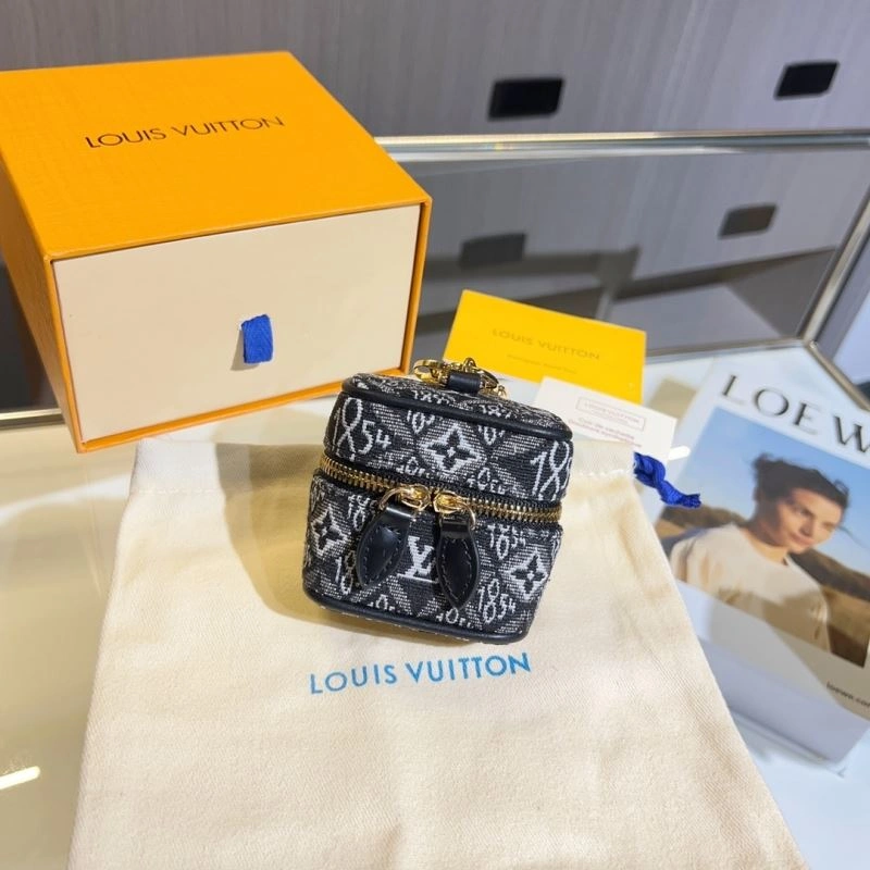 Cut-rate Louis Vuitton Ornaments