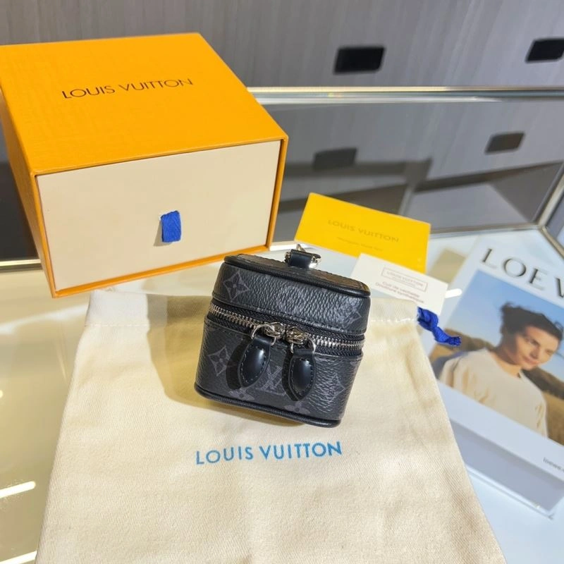 Cut-rate Louis Vuitton Ornaments