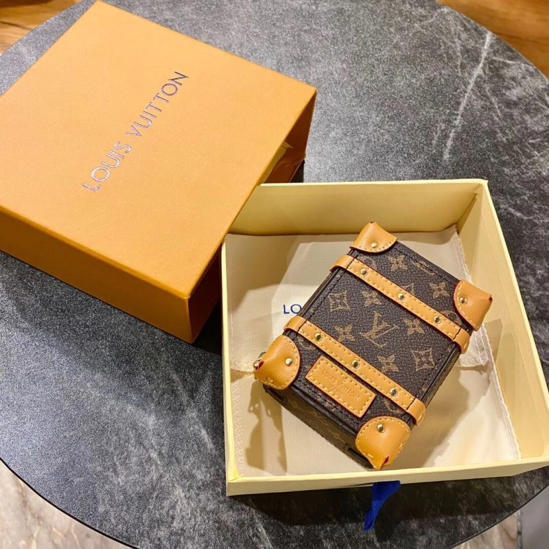 Accurate model Louis Vuitton Ornaments
