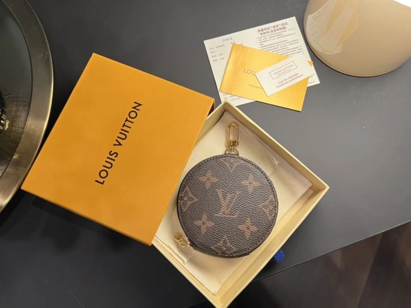 Accurate model Louis Vuitton Ornaments